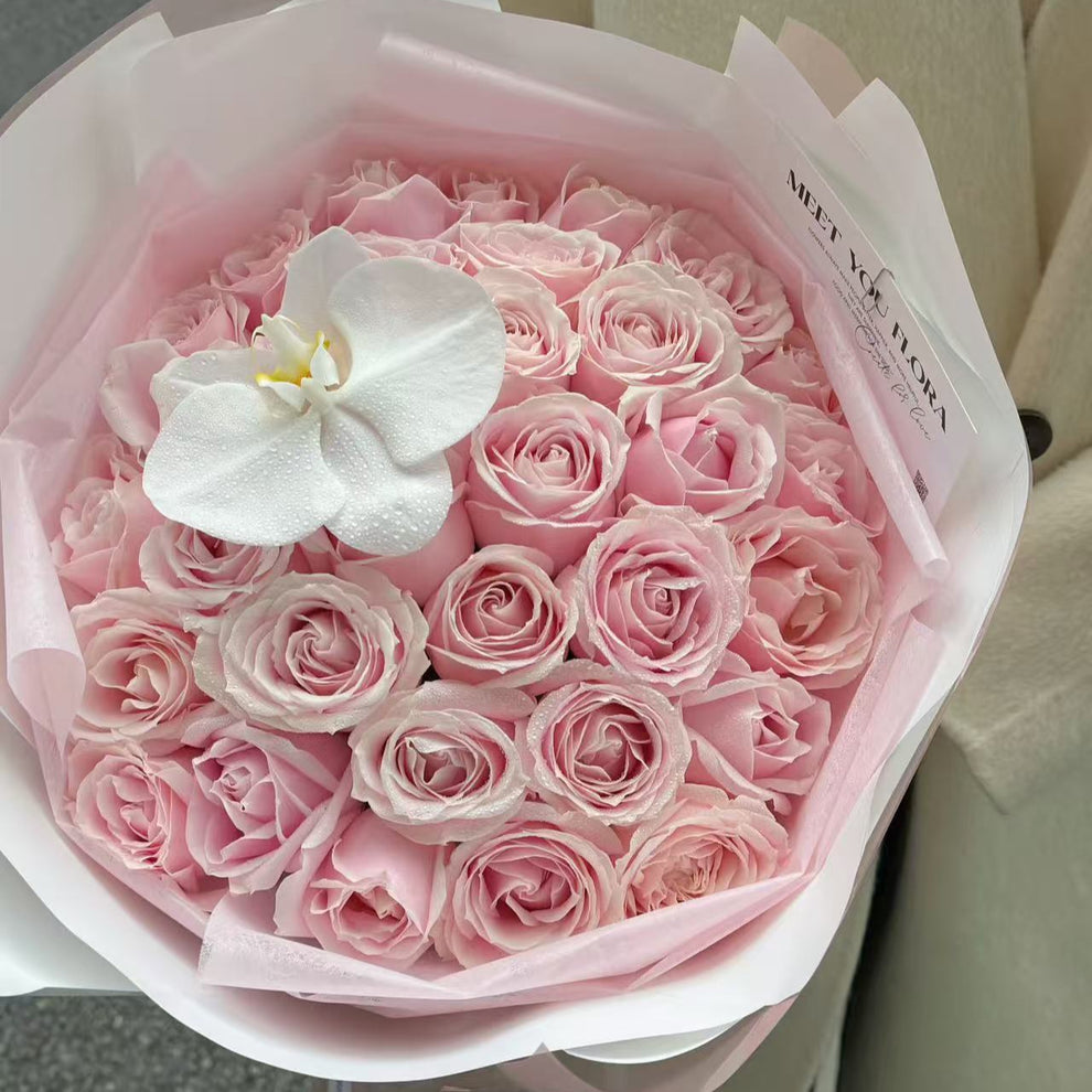 Admiration Love丨30 Roses Bouquet – WEMICKIT - Melbourne Flower Delivery